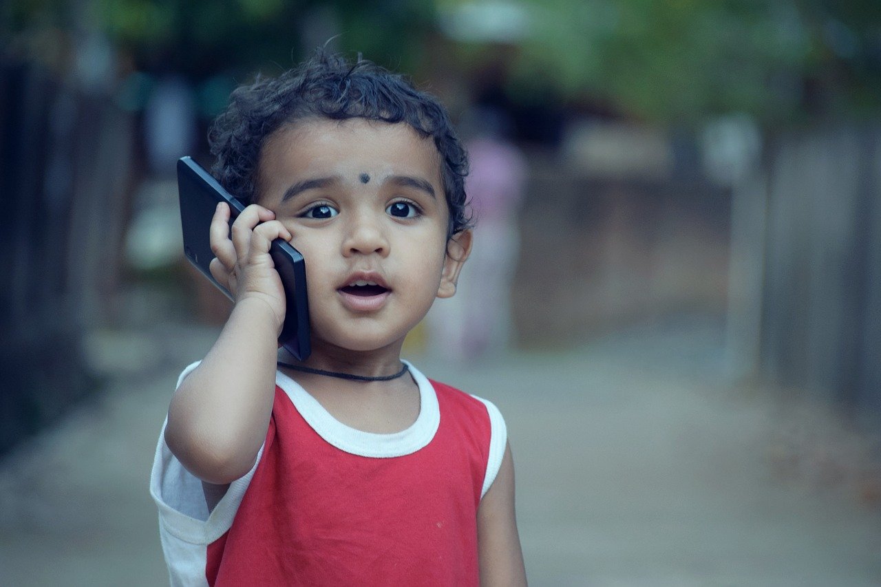 Mes enfants, mon smartphone et moi - Claire Schepers